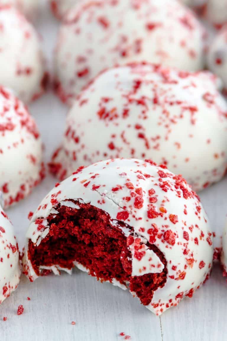 Red Velvet Truffles {Perfect Valentine's Day Treat} - A Food Lover's ...