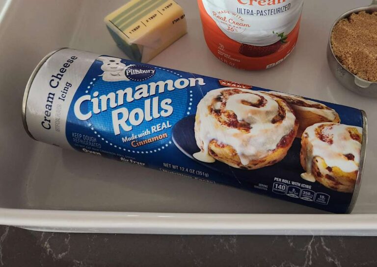 Cinnamon Rolls With Heavy Cream - A Food Lover's Kitchen