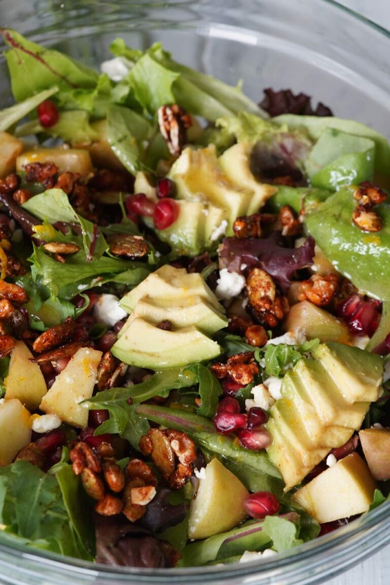 Festive Christmas Salad Packed With Crunch & Flavor - A Food Lover's ...
