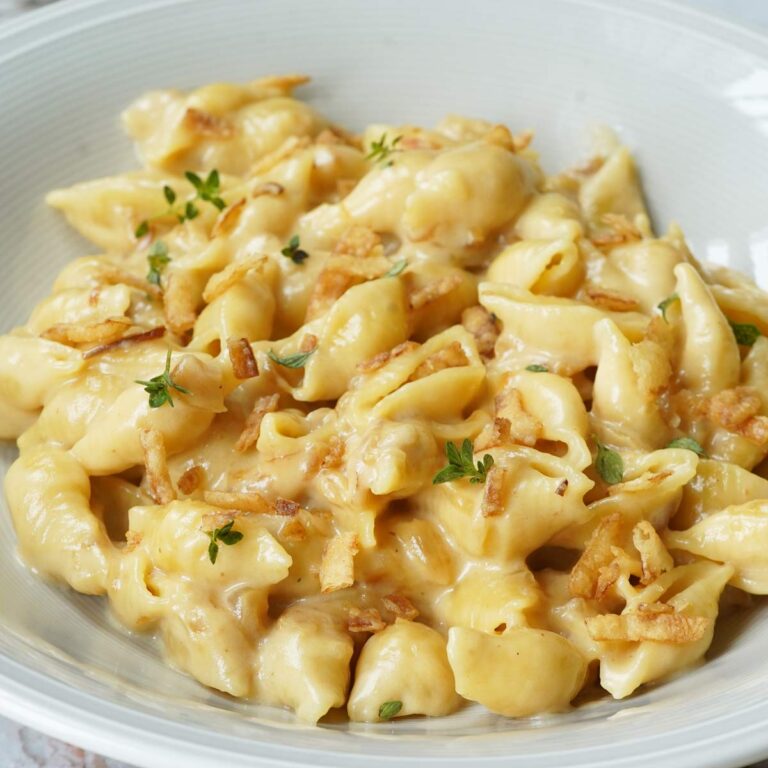 French Onion Mac & Cheese - A Food Lover's Kitchen