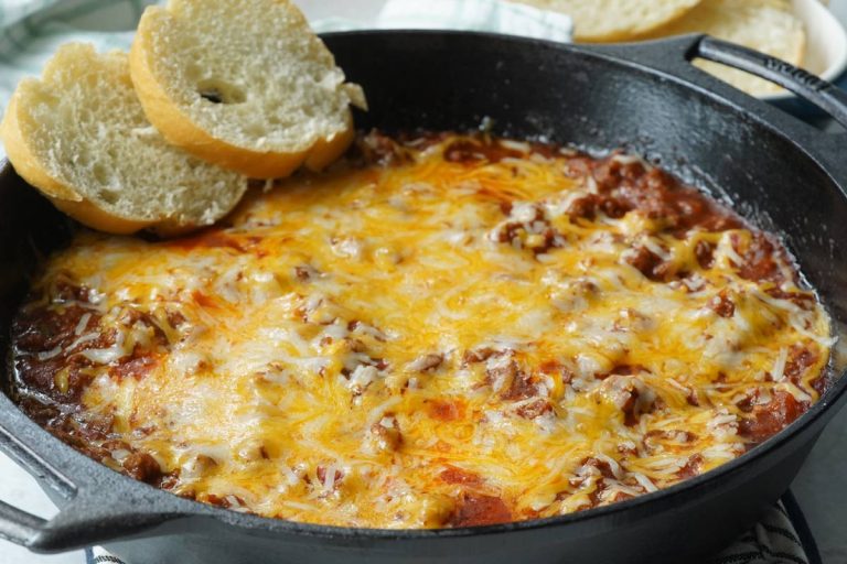 10 Great Hot Tailgating Dips For Game Day - A Food Lover's Kitchen